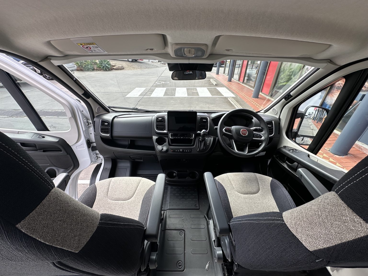 AVAN APPLAUSE 600 SINGLE BED MOTORHOME - TAKING ORDERS. - Avan Adelaide