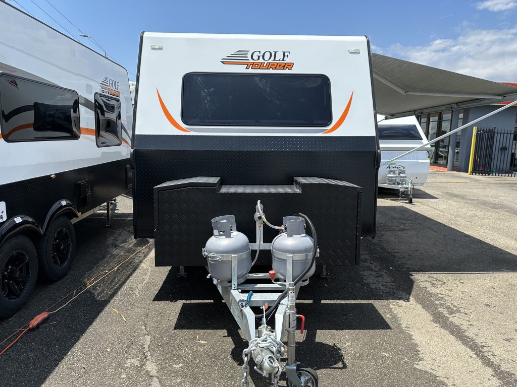 GOLF TOURER 577 FAMILY CARAVAN WITH TRIPLE BUNKS - Avan Adelaide