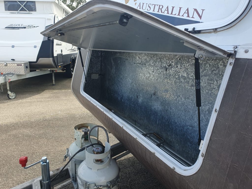 2001 AVAN ERIN POP TOP CARAVAN - Avan Adelaide