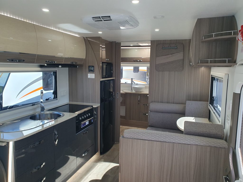 Golf Tourer 556 Caravan - Avan Adelaide