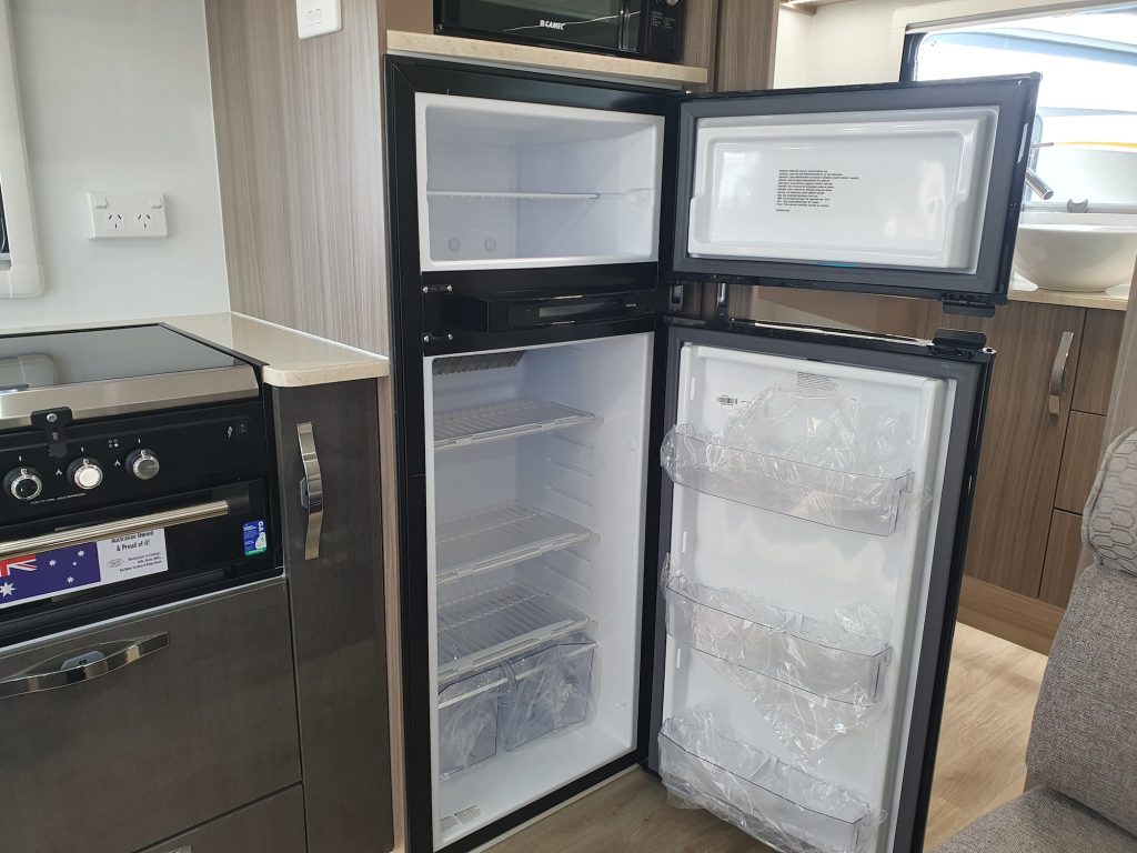 Golf Tourer 556 Caravan - Avan Adelaide