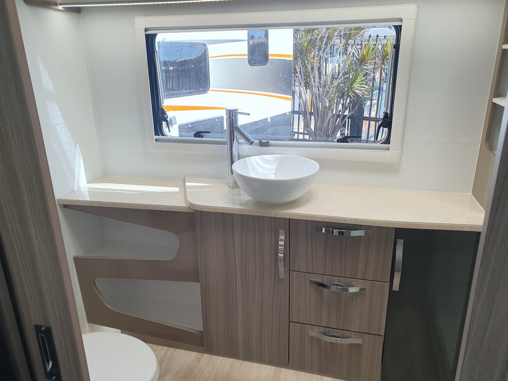 Golf Tourer 556 Caravan - Avan Adelaide