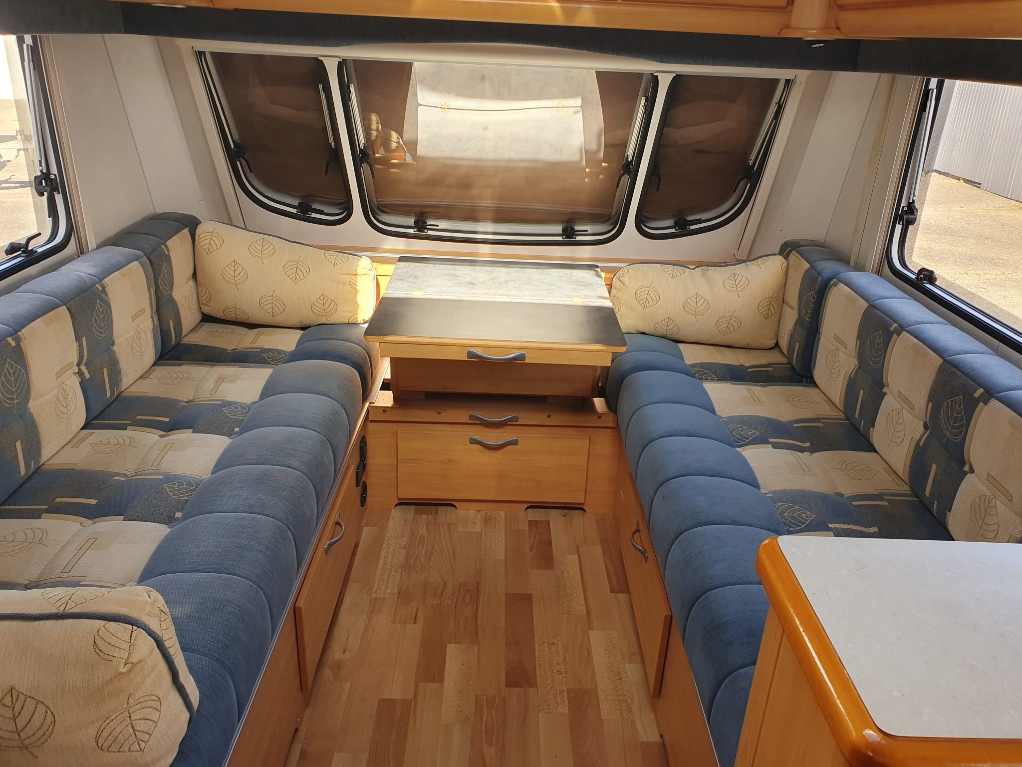 2005 GEIST Q535 ENSUITE CARAVAN - Avan Adelaide