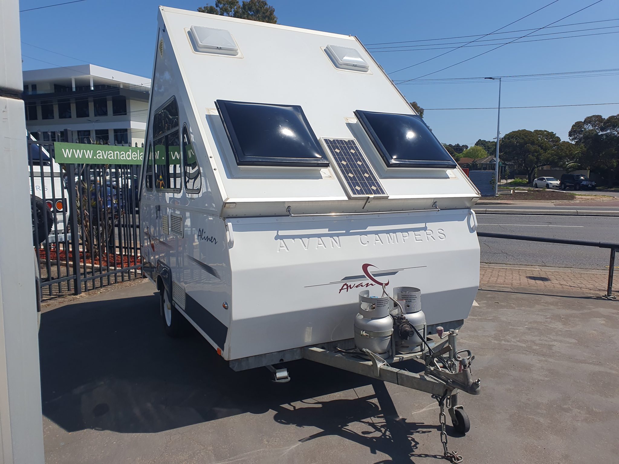 2010 AVAN ALINER 3C CAMPER - Avan Adelaide