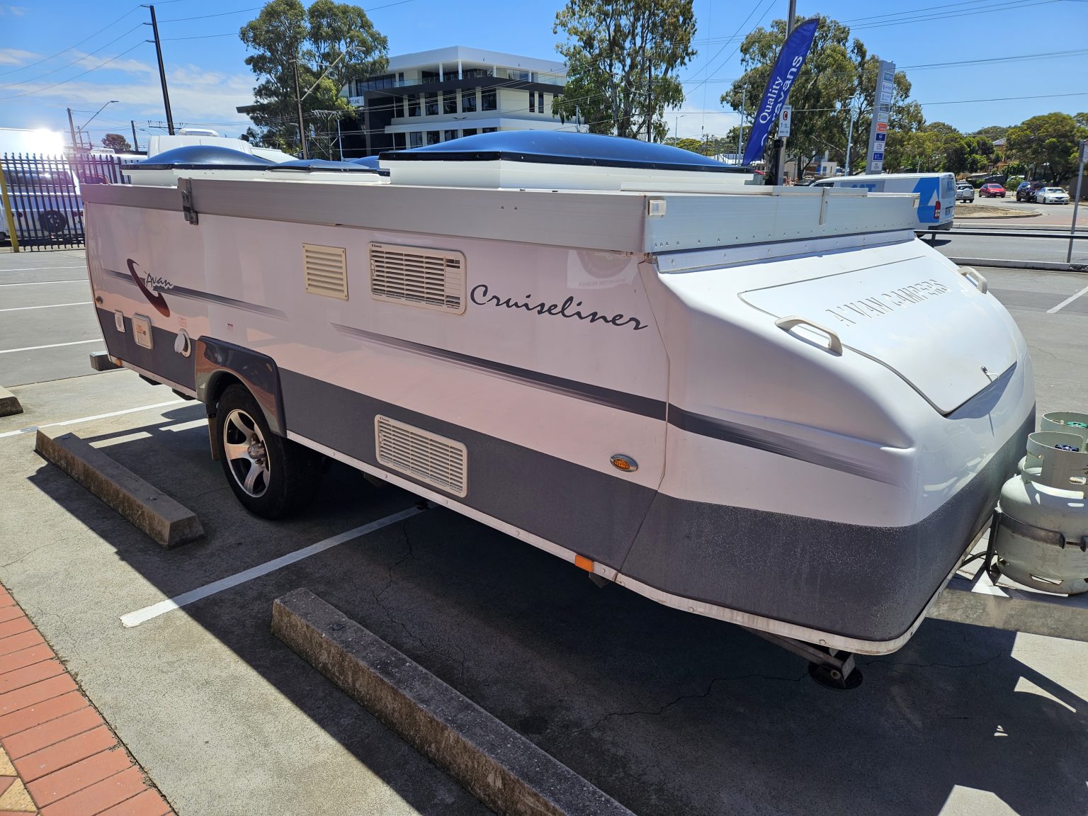 2011 Avan Cruiseliner 5 Camper - Avan Adelaide