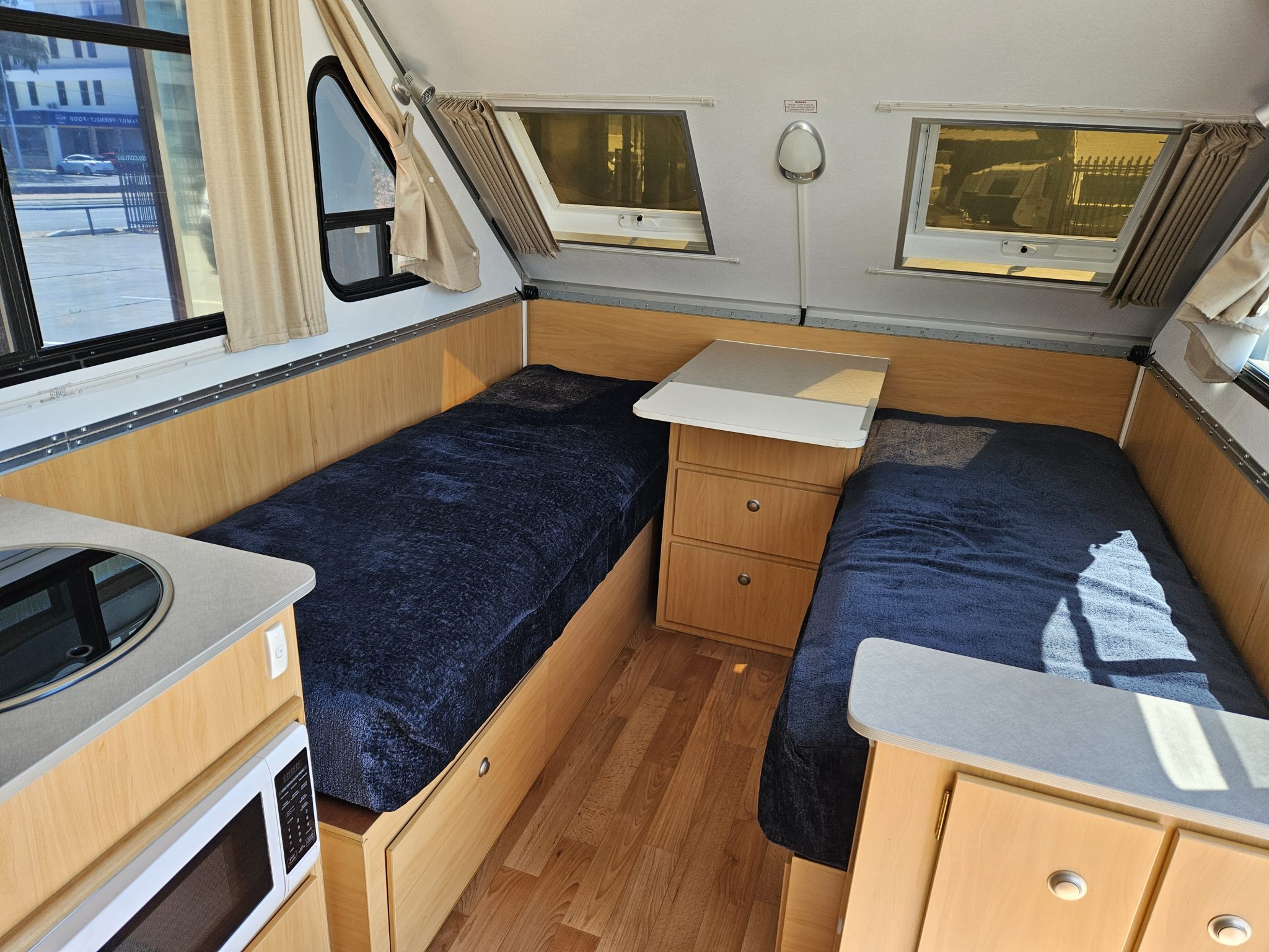 2011 Avan Cruiseliner 5 Camper - Avan Adelaide