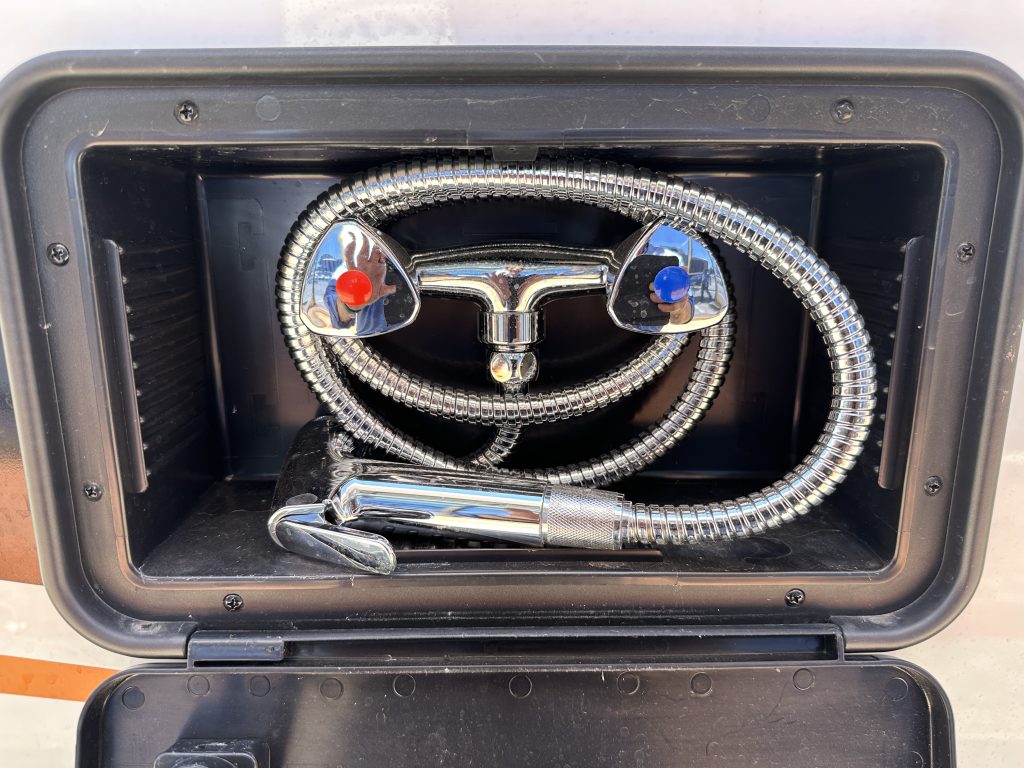 2022 GOLF BUSH CHALLENGER CAMPER - Avan Adelaide