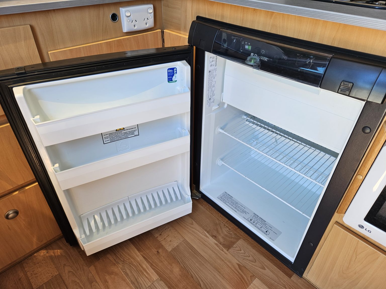 2011 Avan Cruiseliner 5 Camper - Avan Adelaide