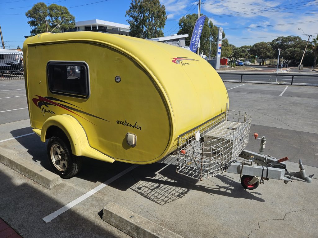 2012 Avan Weekender Camper - Avan Adelaide