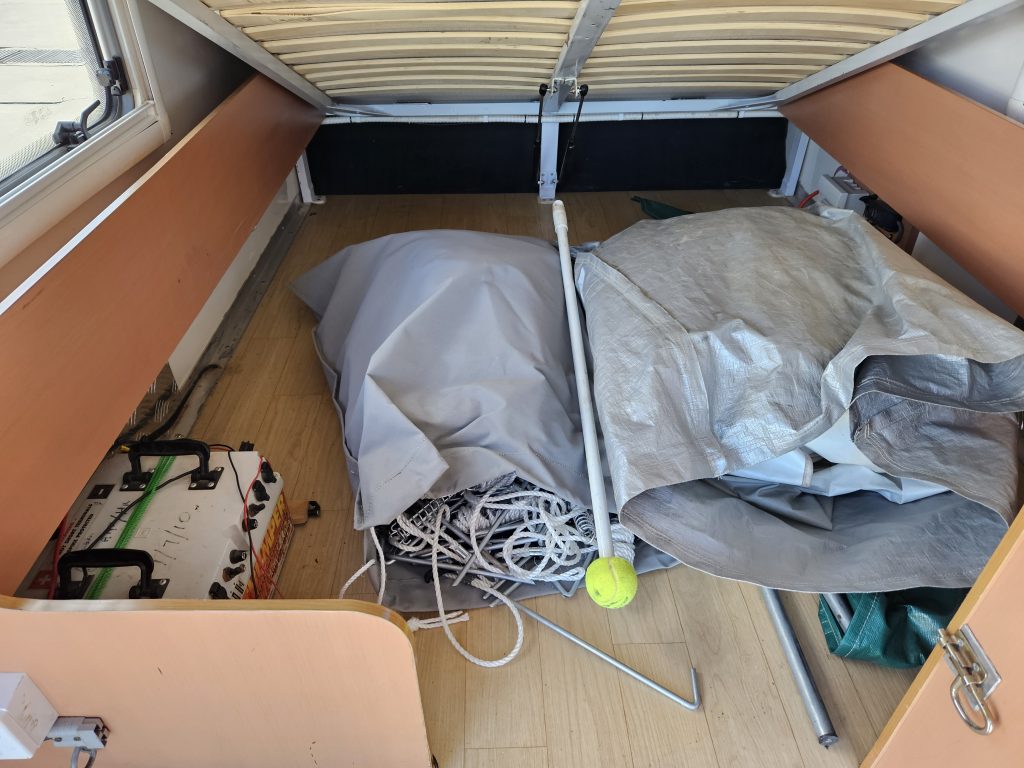 2012 Avan Weekender Camper - Avan Adelaide