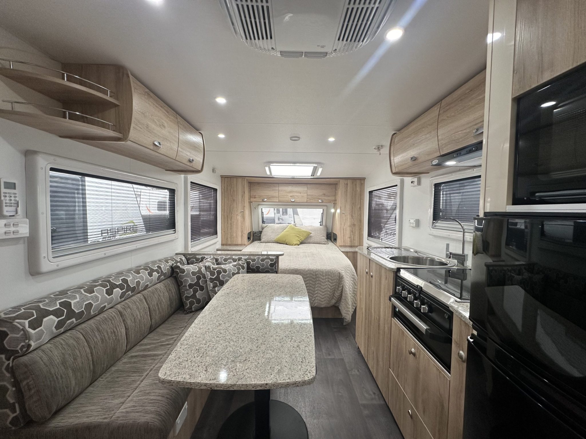 FEATURED CARAVAN OF THE MONTH: Discover the Avan Aspire 555 - Avan Adelaide