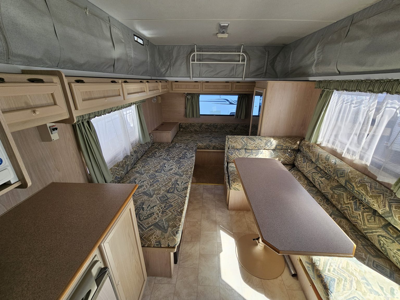 2001 Jayco Freedom Caravan - Avan Adelaide