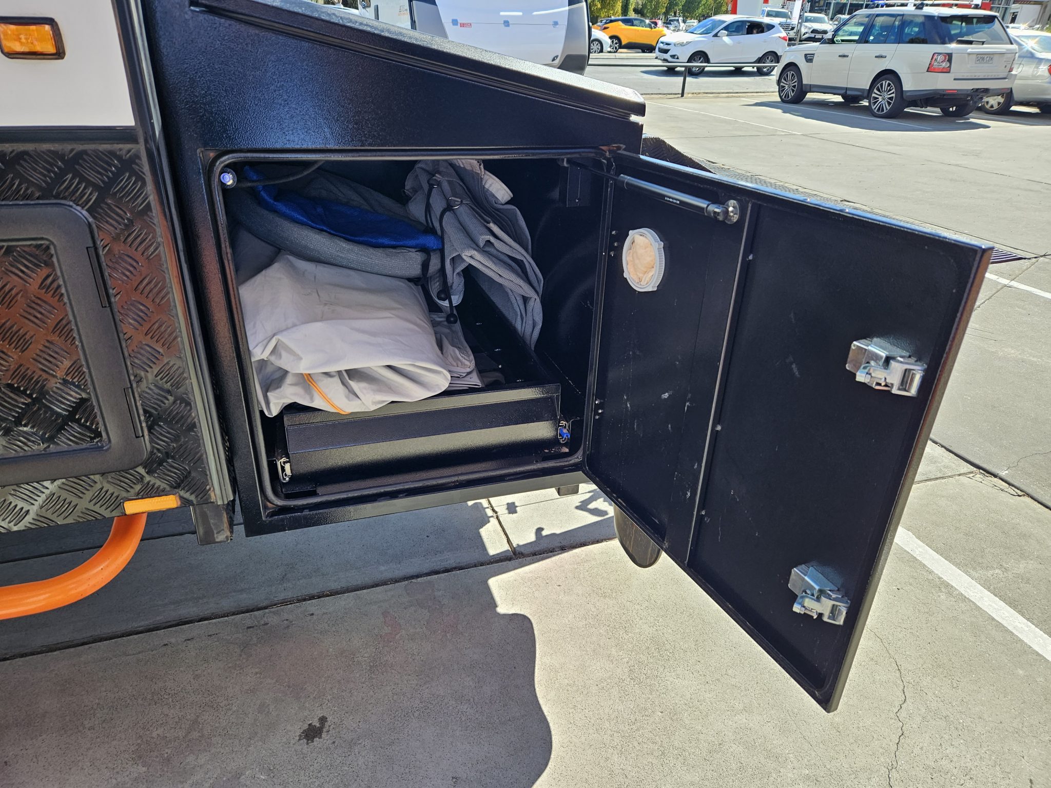 2023 MDC Forbes 12 + Hybrid Caravan - Avan Adelaide