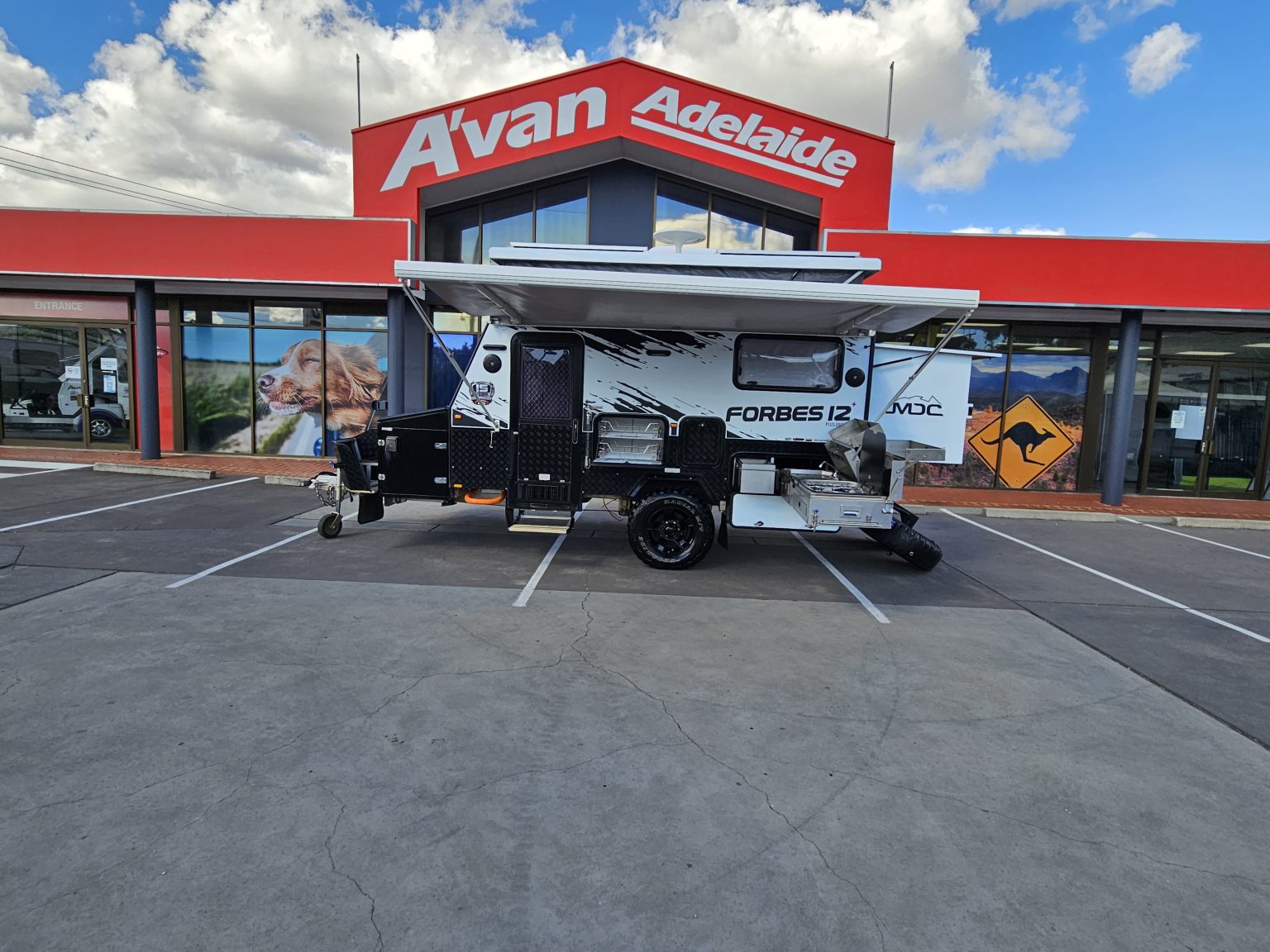 2023 MDC Forbes 12 + Hybrid Caravan - Avan Adelaide