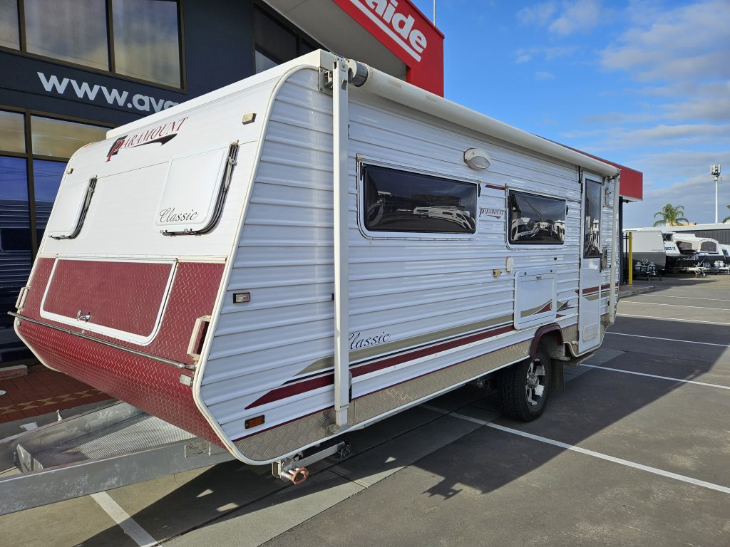 2012 Paramount Classic Caravan - Avan Adelaide