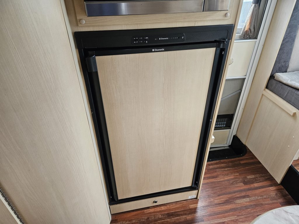 2012 Winnebago Eyre Motorhome - Avan Adelaide