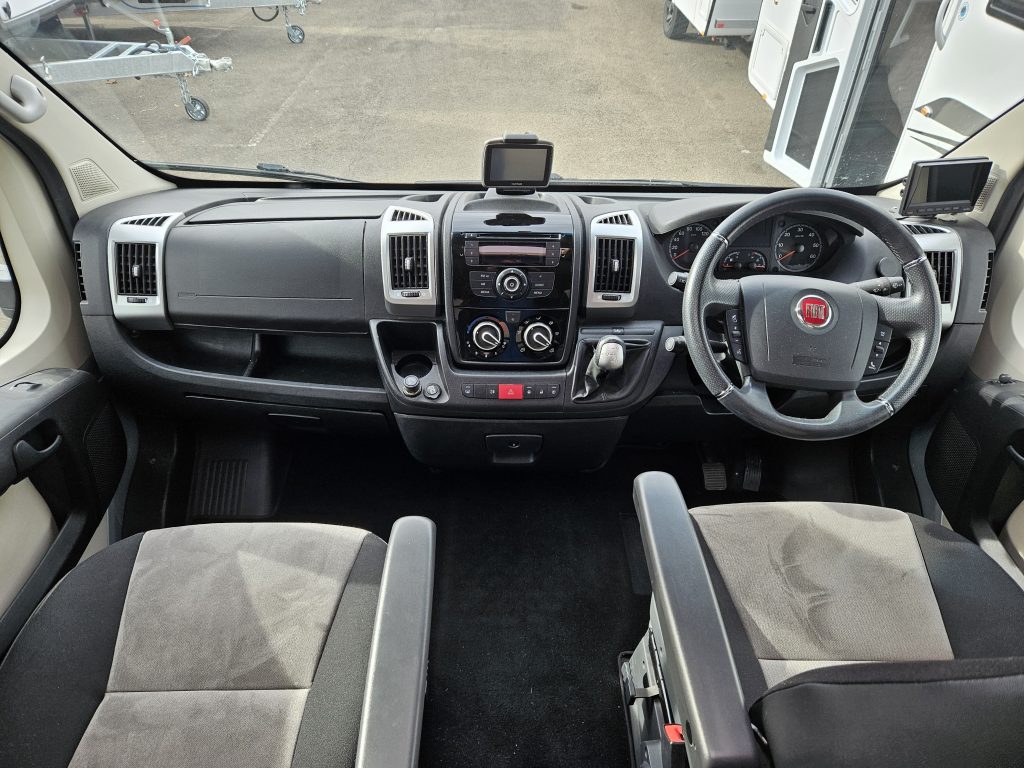 2012 Winnebago Eyre Motorhome - Avan Adelaide