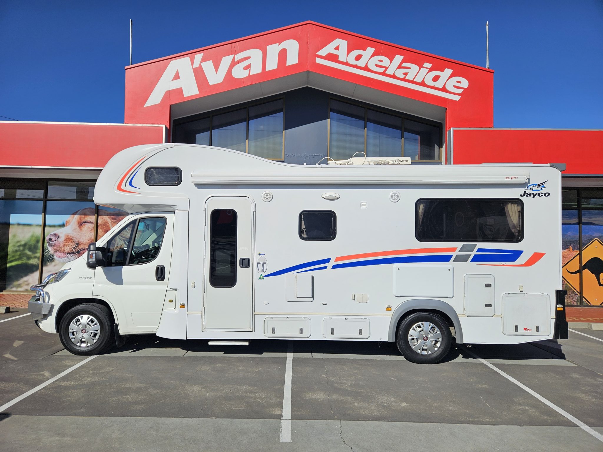 2018 JAYCO CONQUEST MOTORHOME - Avan Adelaide