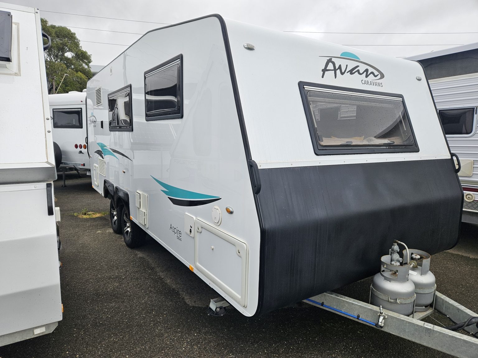 2017 AVAN ASPIRE 564 ENSUITE CARAVAN - Avan Adelaide
