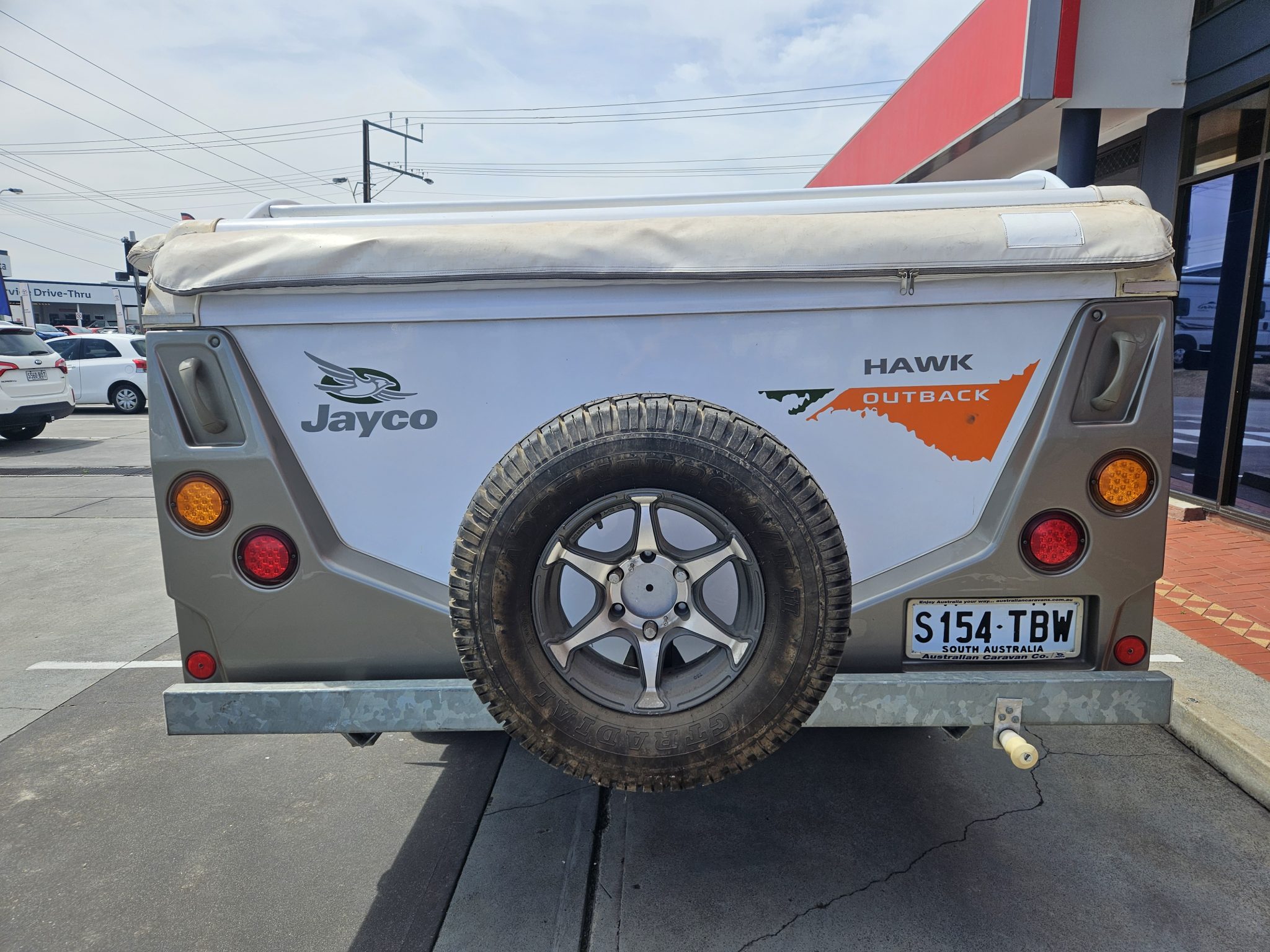 2011 JAYCO OUTBACK HAWK CAMPER TRAILER - Avan Adelaide