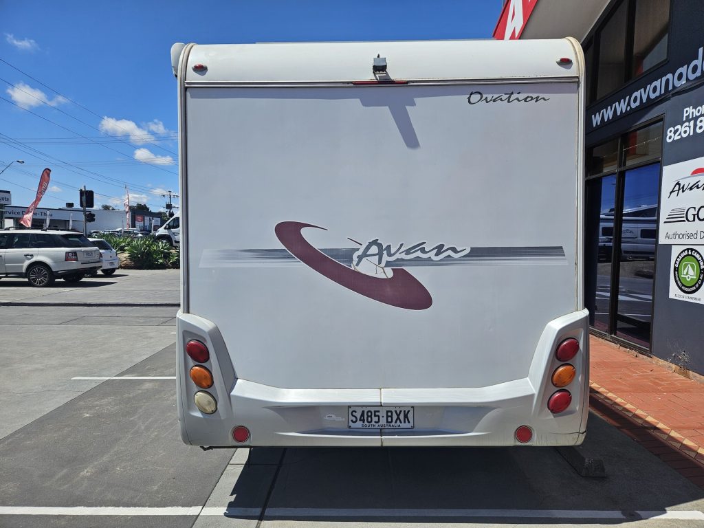 2007 AVAN OVATION M4 C CLASS MOTORHOME - Avan Adelaide