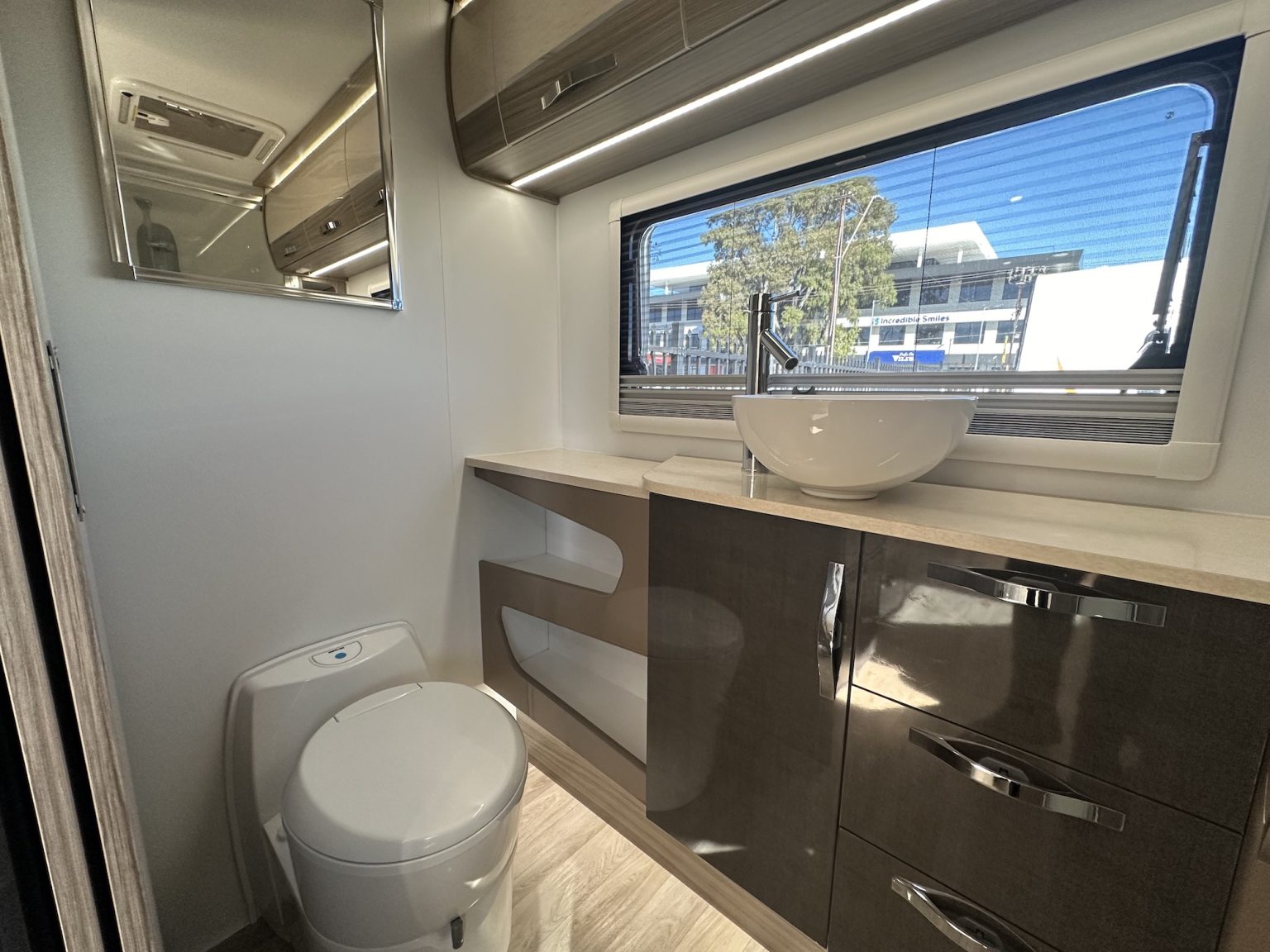 GOLF SAVANNAH 578 HARDTOP ENSUITE CARAVAN - Avan Adelaide
