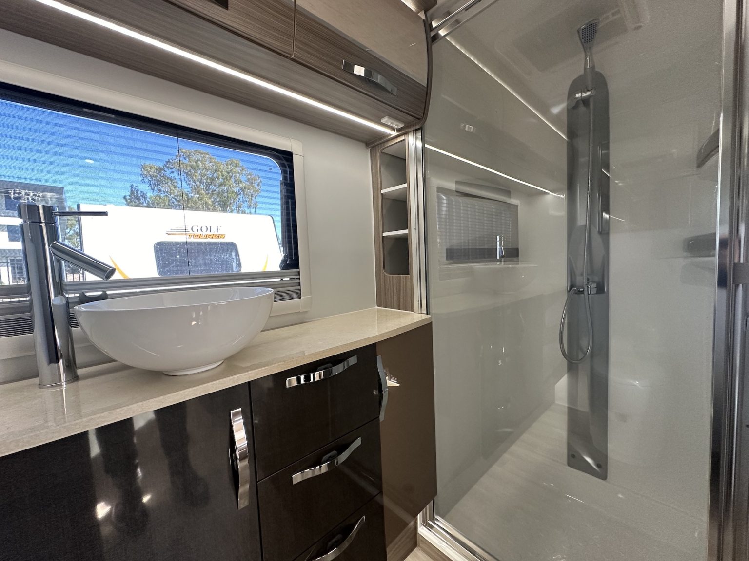 GOLF SAVANNAH 578 HARDTOP ENSUITE CARAVAN - Avan Adelaide