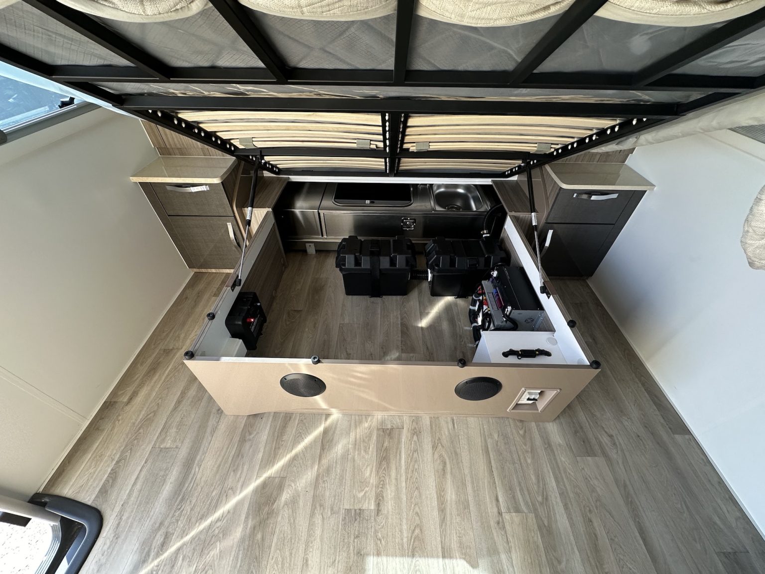 GOLF SAVANNAH 578 HARDTOP ENSUITE CARAVAN - Avan Adelaide