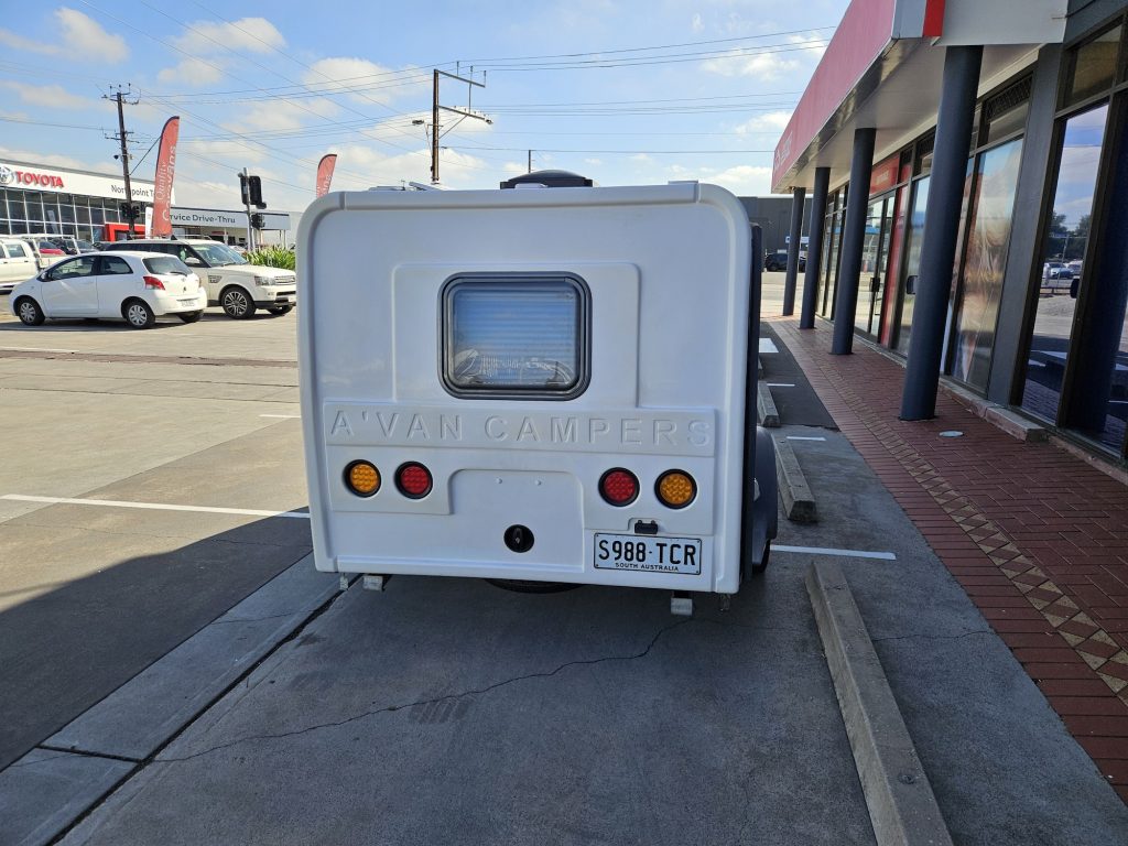 2011 AVAN WEEKENDER CAMPER - Avan Adelaide