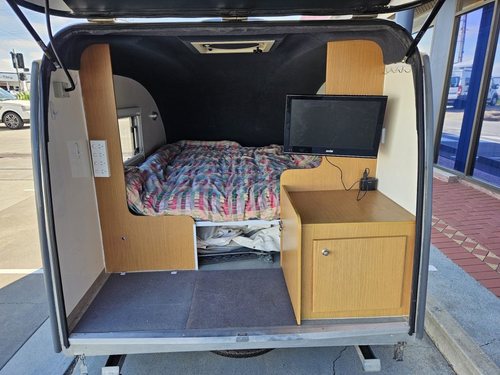 2011 AVAN WEEKENDER CAMPER - Avan Adelaide