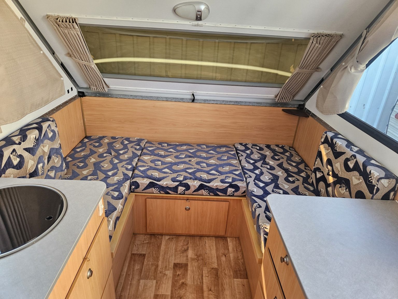 2012 AVAN ALINER 2B CAMPER - Avan Adelaide