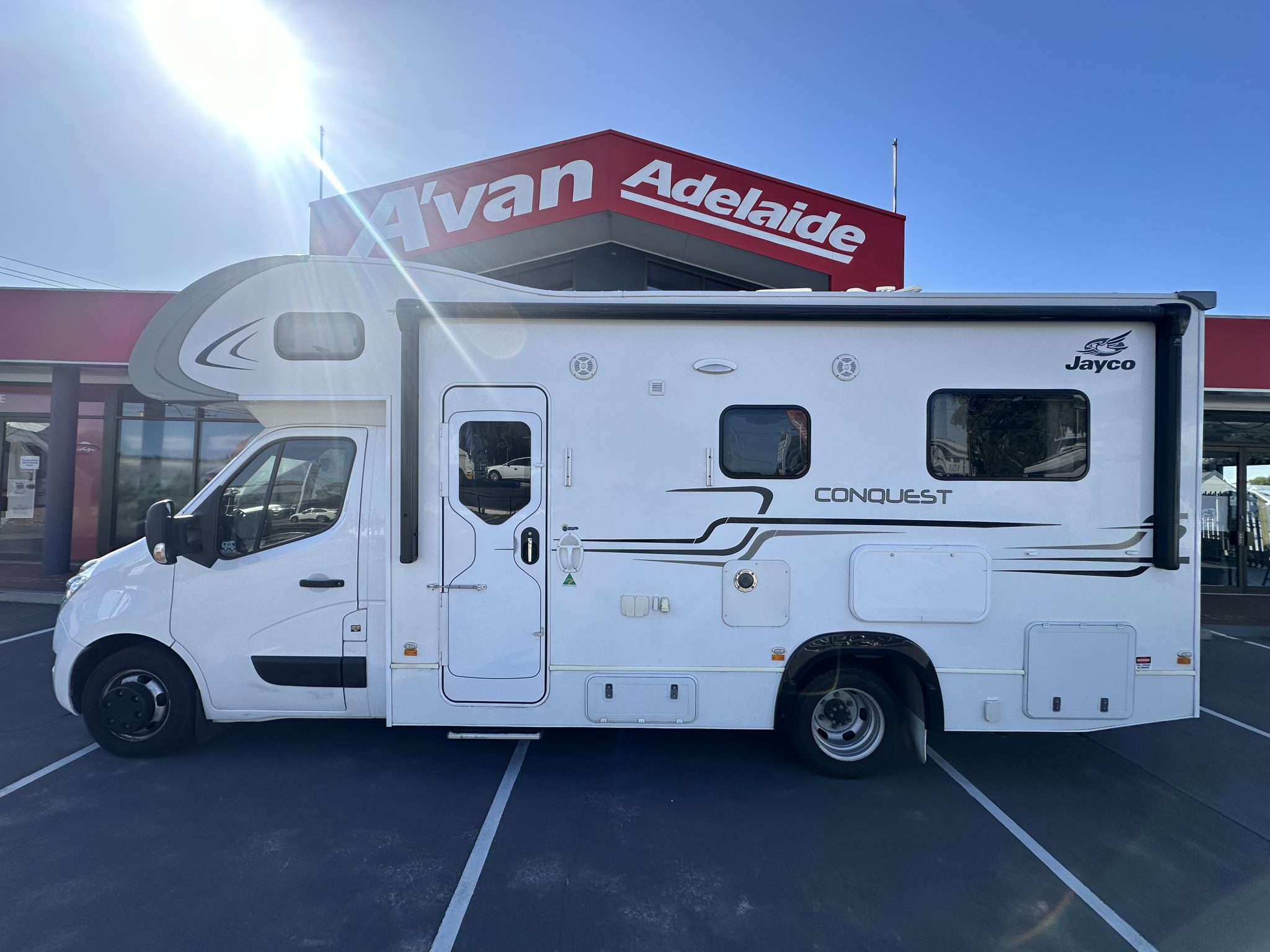 2019 JAYCO CONQUEST MOTORHOME - Avan Adelaide