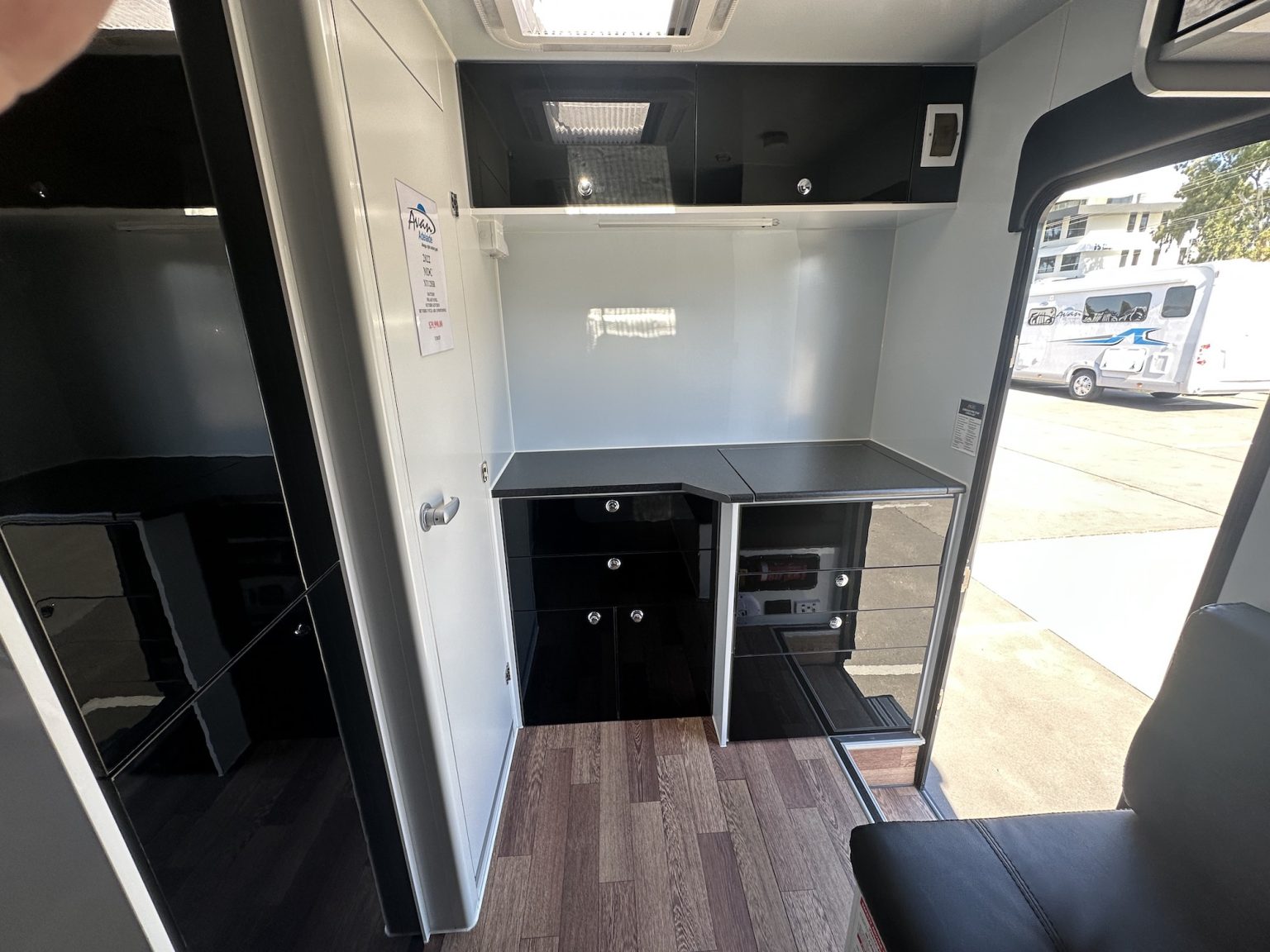 2022 MDC XT 12 HR HYBRID CARAVAN - Avan Adelaide