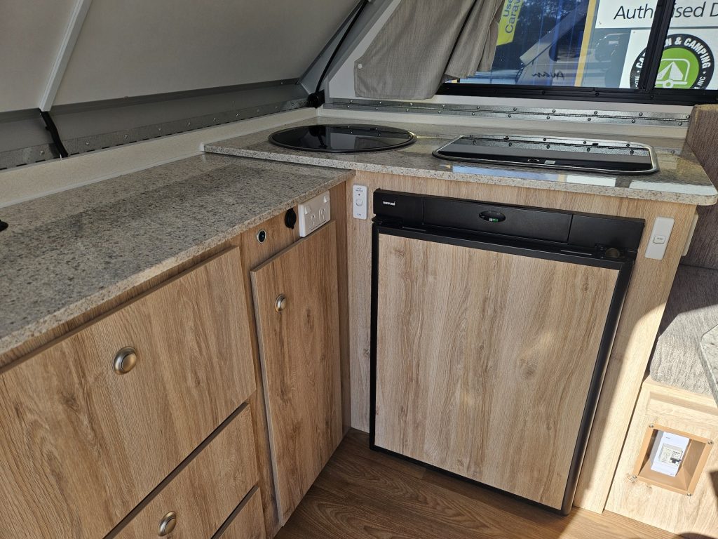 2019 AVAN SPORTLINER CL CAMPER - Avan Adelaide