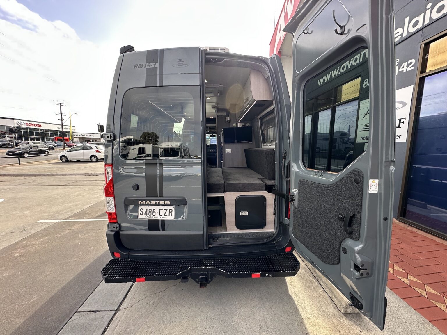 2022 JAYCO JRV RM19-1 MOTORHOME - Avan Adelaide