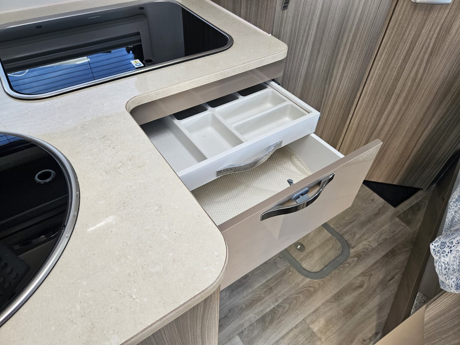 2022 AVAN OVATION M3 C CLASS MOTORHOME - Avan Adelaide