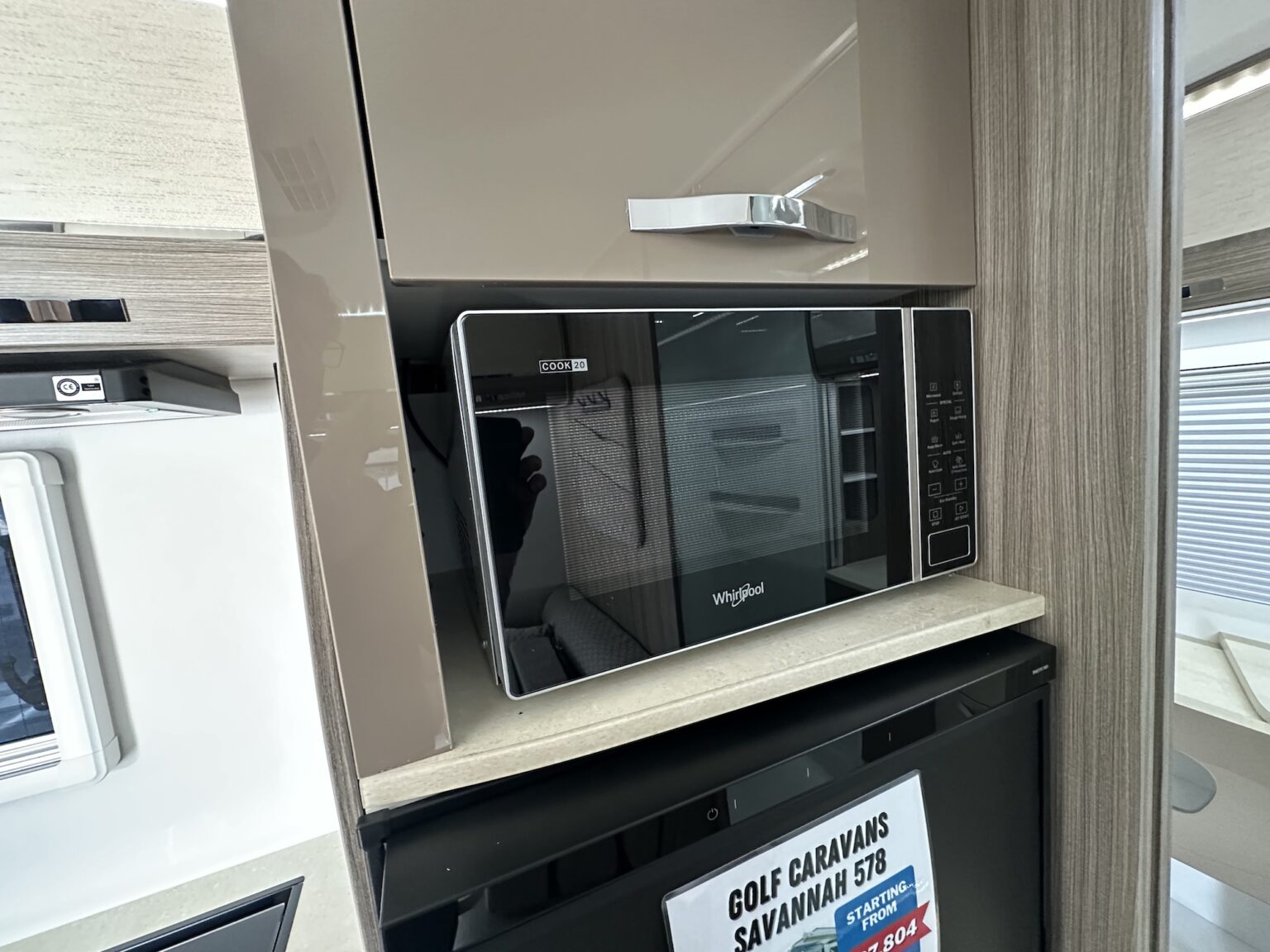2025 GOLF SAVANNAH 578 CARAVAN - Avan Adelaide