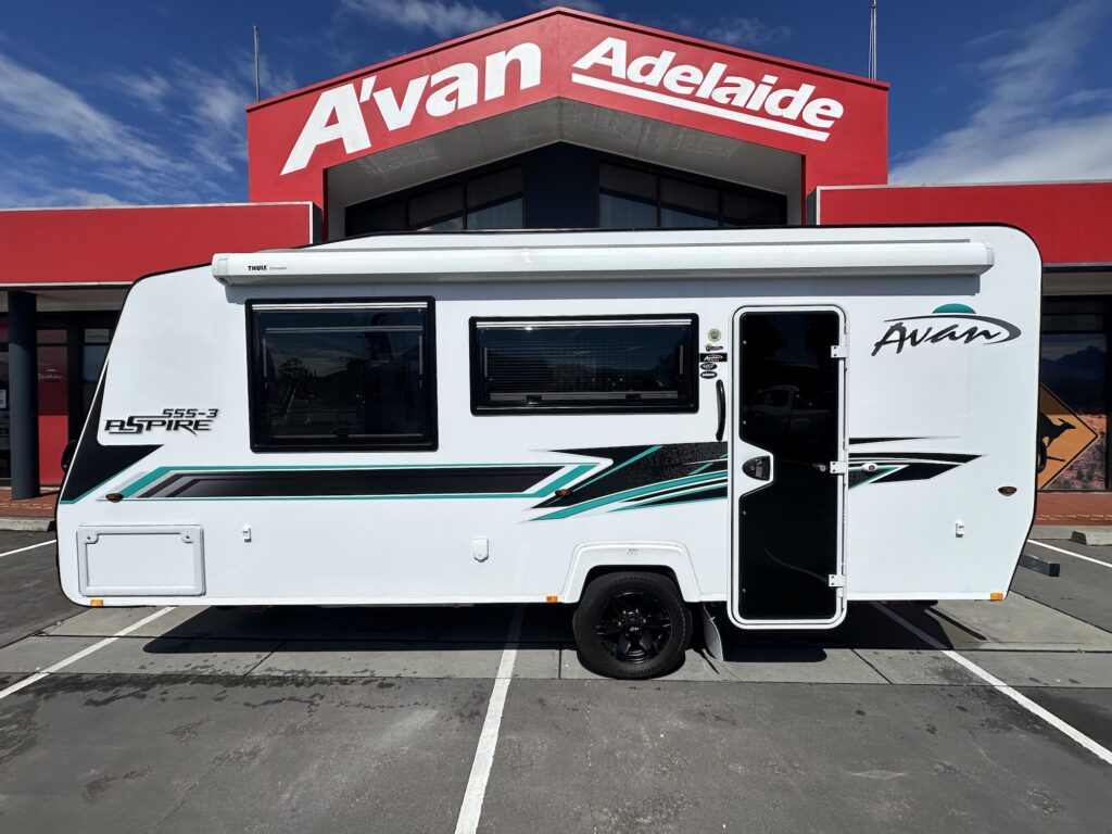 AVAN ASPIRE 555-3 ENSUITE CARAVAN WITH URBAN UPGRADE - Avan Adelaide